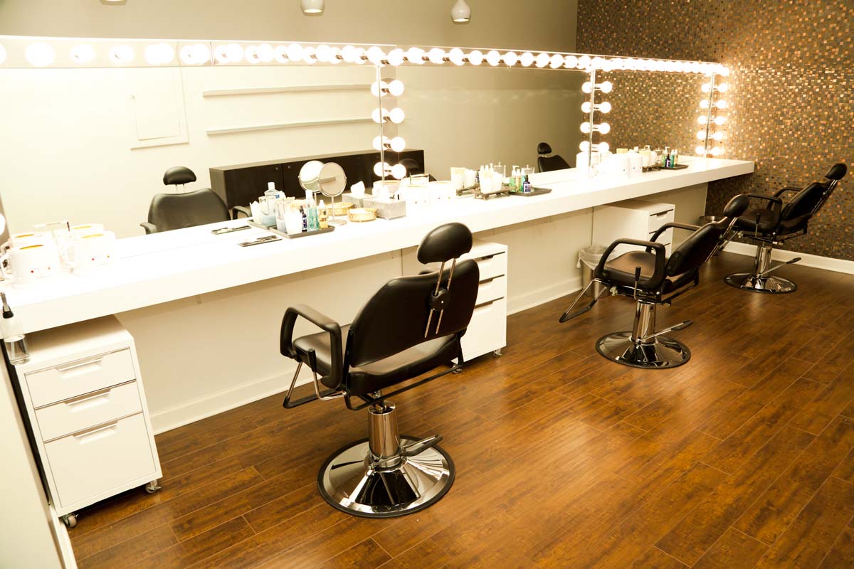 Photos - Painless Waxing Boutique in Chicago